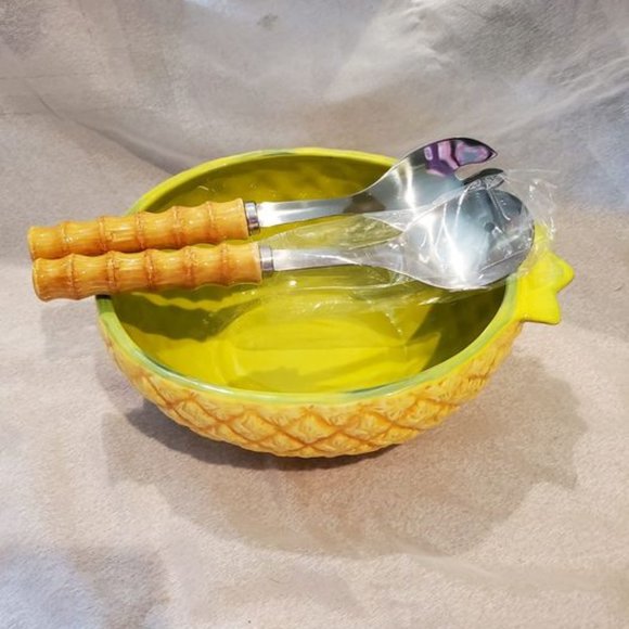 Kitchen | Avon Pineapple Shaped Large Server Bowl W 2pc Server Utensil Set Nice | Poshmark